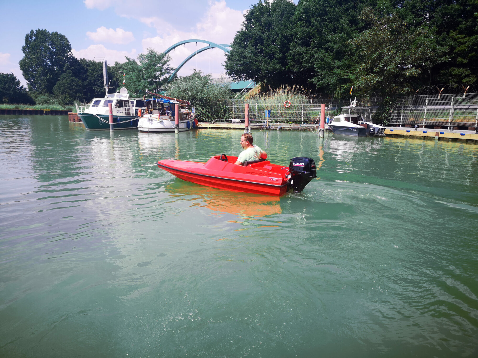 Phantom 300 Speed - phantom-yachts.de